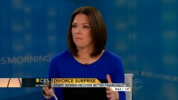 Erica Hill - CBS - Page 30 - TvNewsCaps